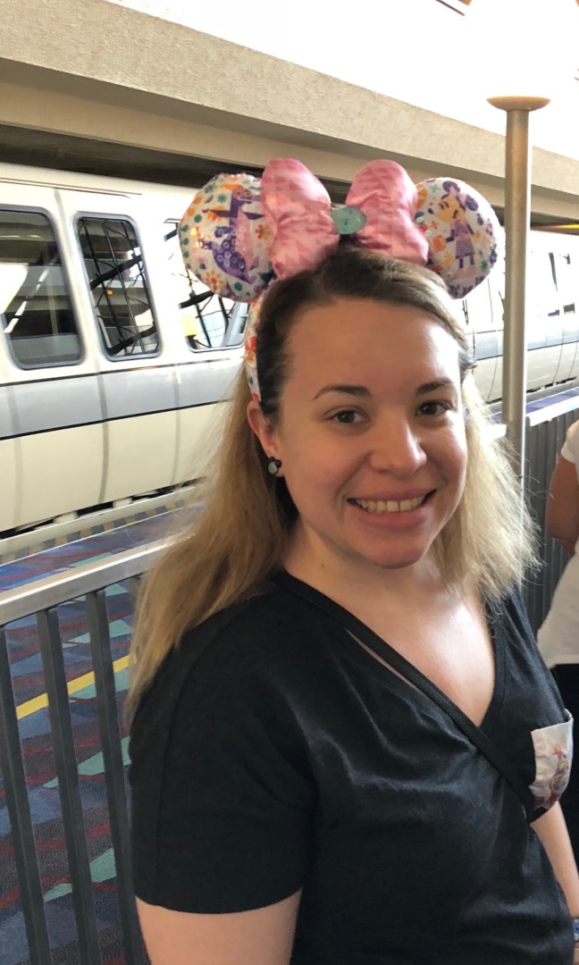 Amanda Simko - Key To The World Travel