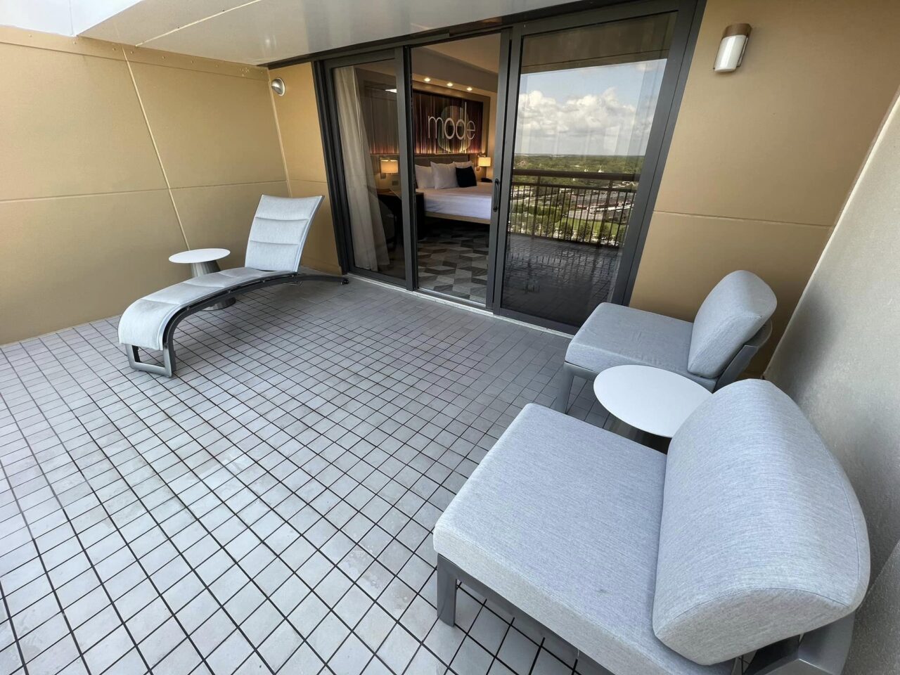 Disney's Contemporary Resort - Key To The World Travel