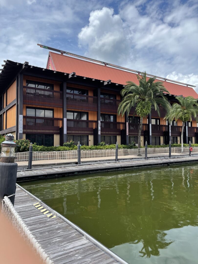 Disney's Polynesian Village Resort - Key To The World Travel