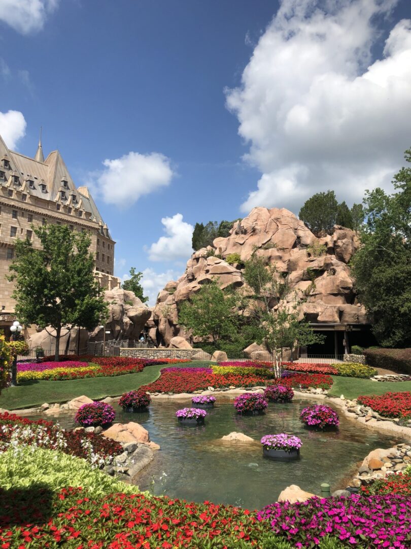 Complete Guide to EPCOT - Key To The World Travel