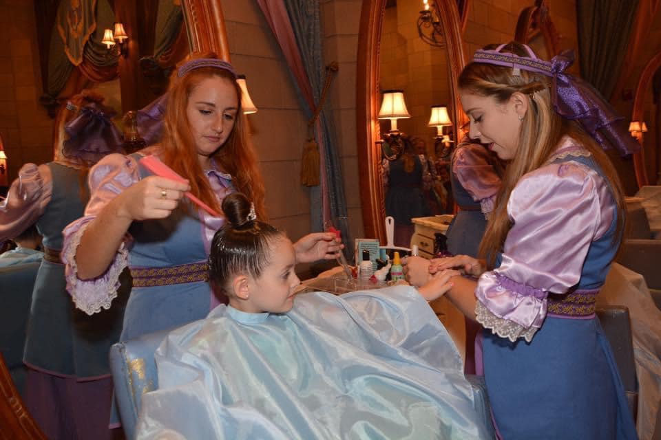Guide to the Bibbidi Bobbidi Boutique - Key To The World Travel