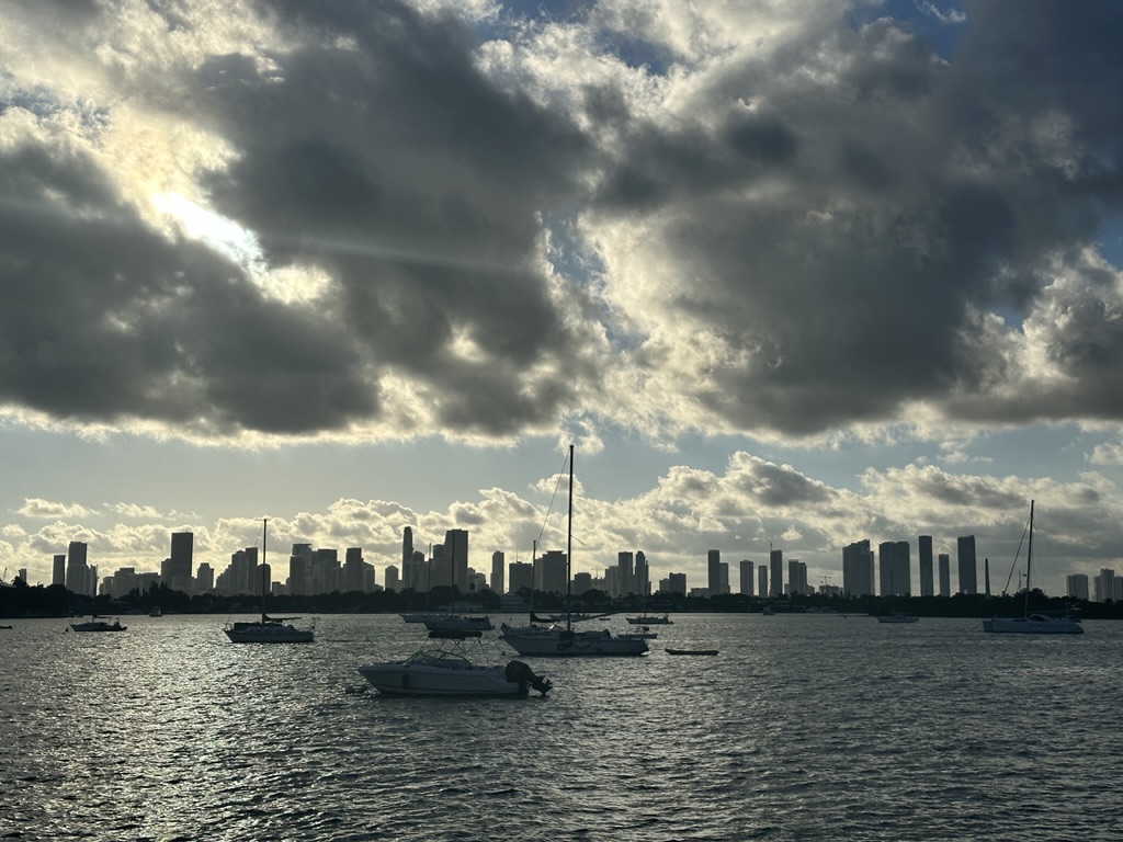 Why You Should Plan a One Day Trip - Key To The World Travel