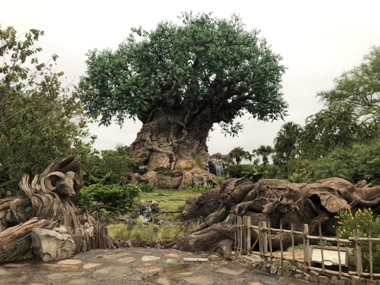 Keys to Your Split Stay at Universal Orlando and Walt Disney World ...