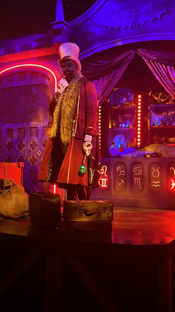 5 Reasons to Visit Halloween Horror Nights - Key To The World Travel