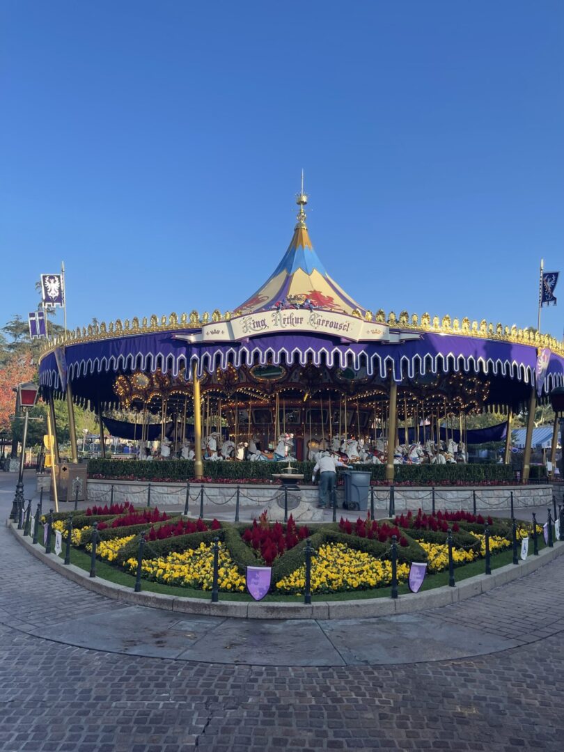 Keys to Disneyland Park - Key To The World Travel